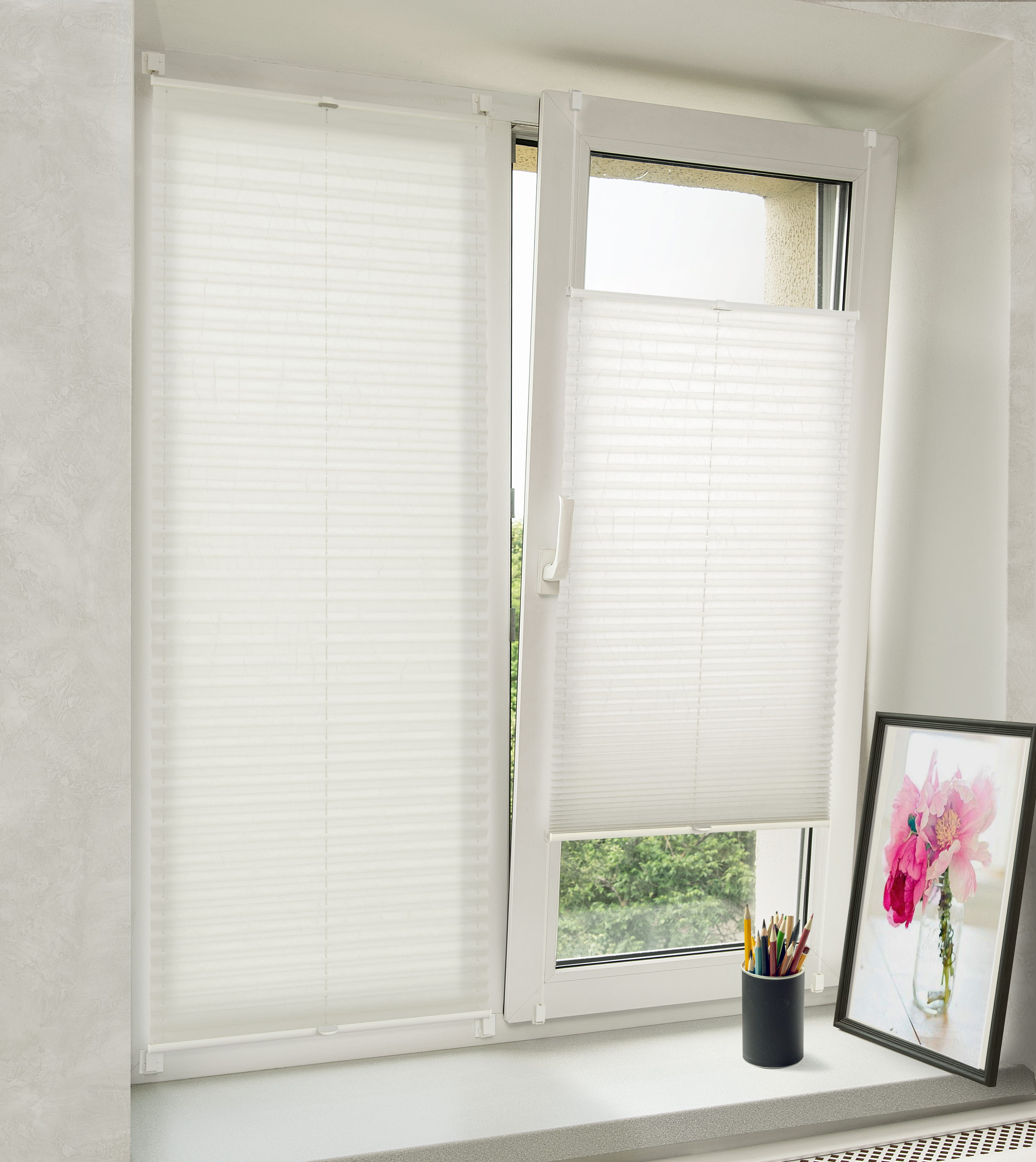 Шторы плиссе BASIC CRUSH 2022 / BASIC BLO 2022 в интерьере